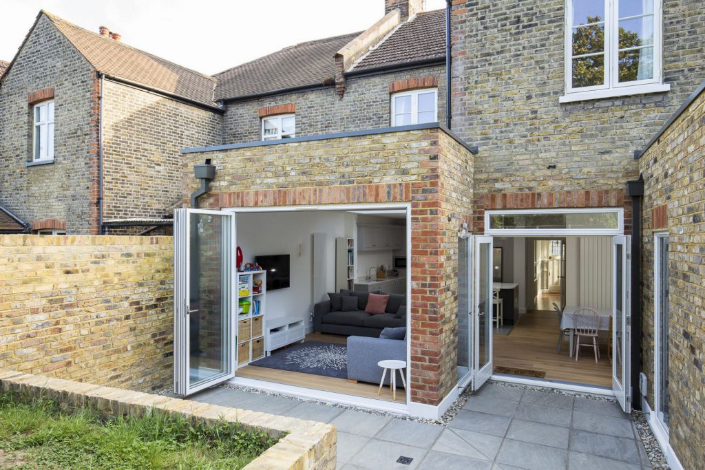 House Extensions In London | L-Shape Extension Builders – Cedar Roof Care